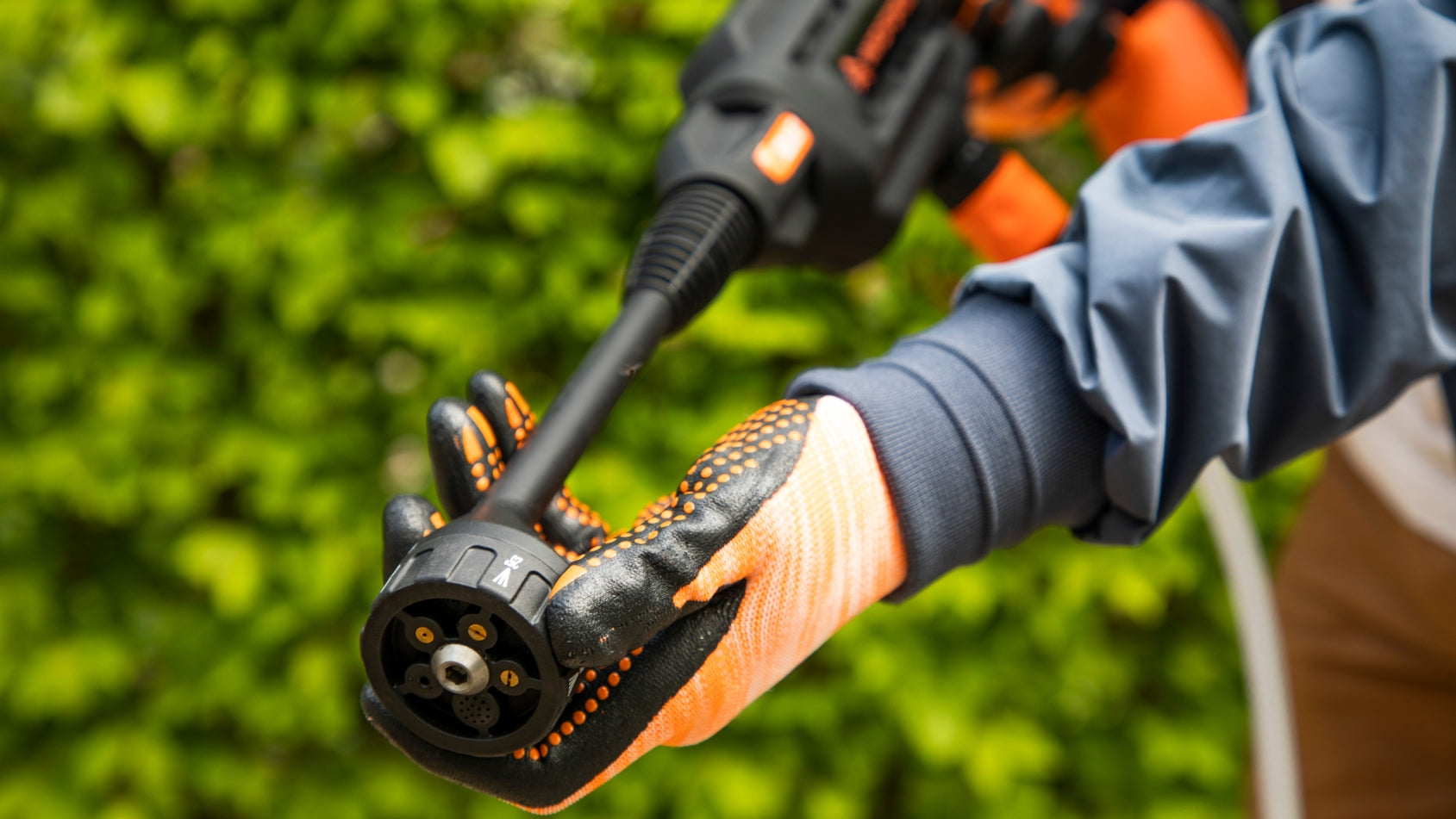 Cordless Pressure Washers – Yard Force UK | For Life On the Go.